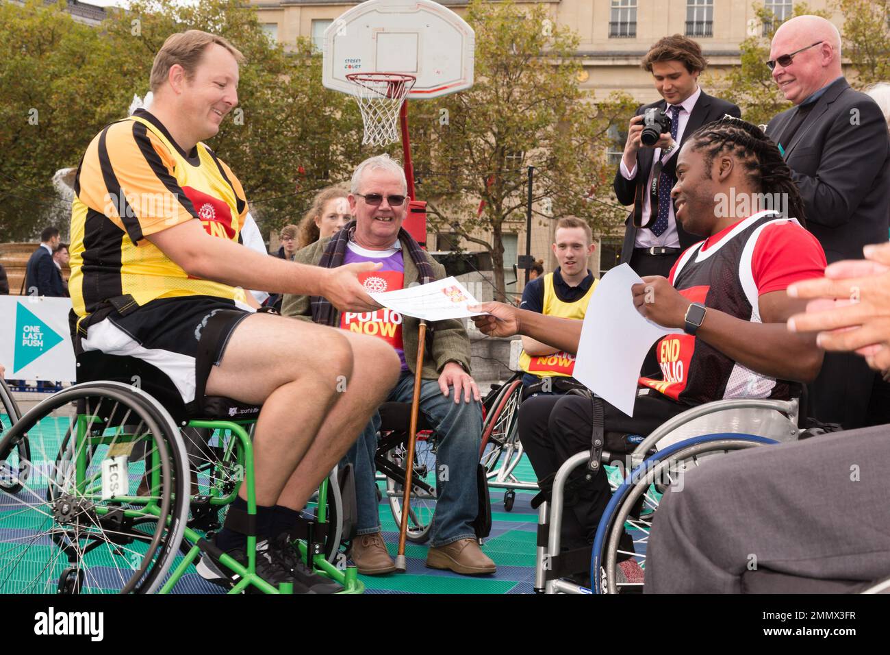 Labour MP Toby Perkins with polio survivor and wheelchair basketball ...