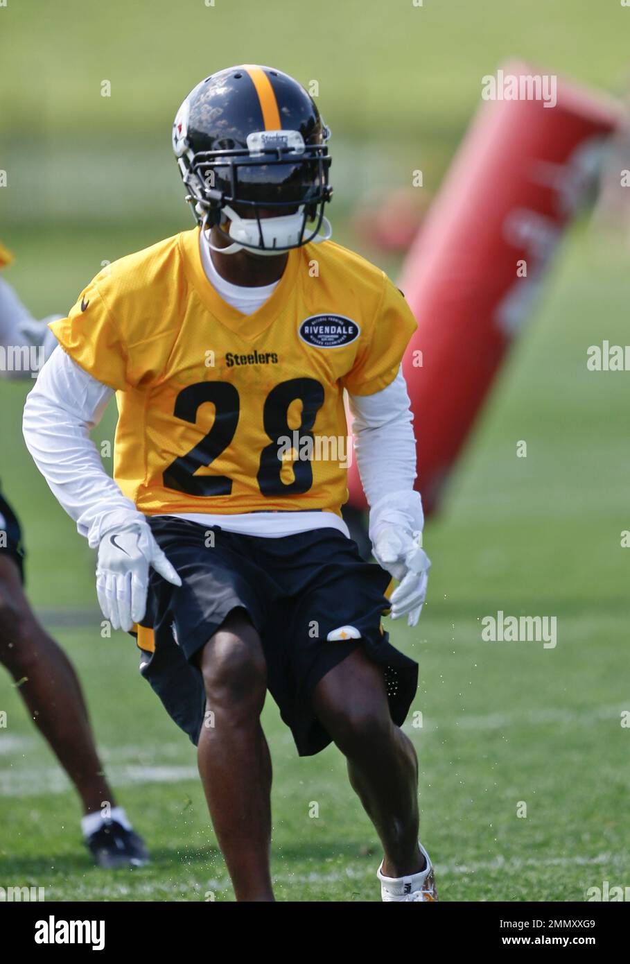 Pittsburgh Steelers cornerback Mike Hilton participates in drills at ...
