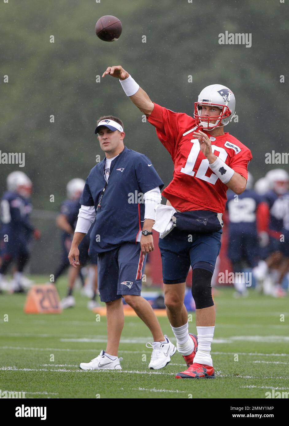New England Patriots quarterback Tom Brady (12) passes the ball as ...
