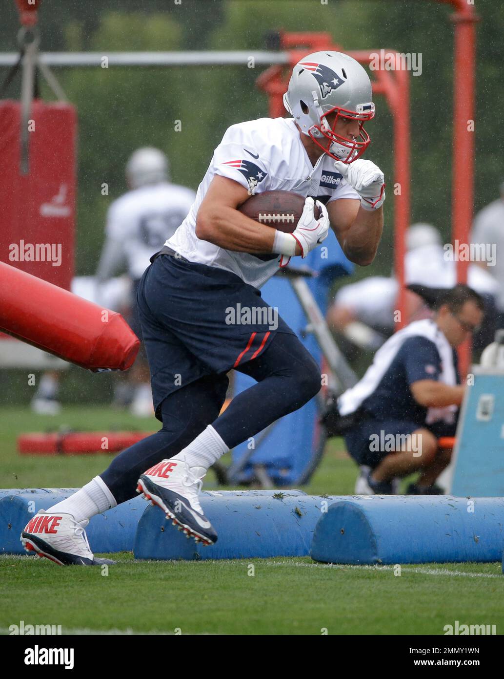 New England Patriots tight end Rob Gronkowski performs agility drills ...