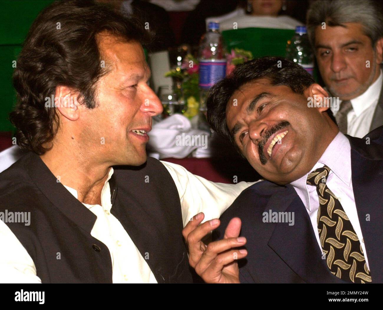 FILE - In this March 31, 2002 file photo, Former Pakistani cricket ...