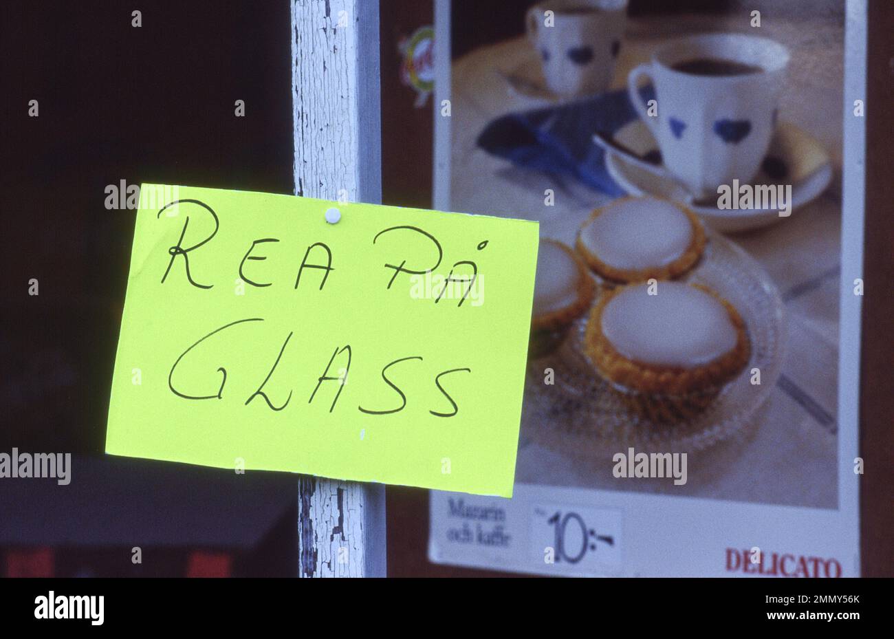 Ice for sale hi-res stock photography and images - Alamy