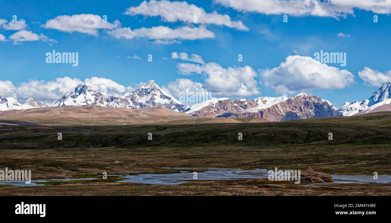 Mountainscape, Tian Shan mountains at the Chinese border, Naryn ...