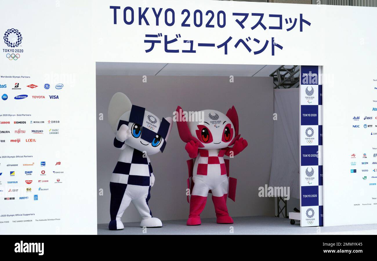 Tokyo 2020 Olympic mascot "Miraitowa", left, and Paralympic mascot ...