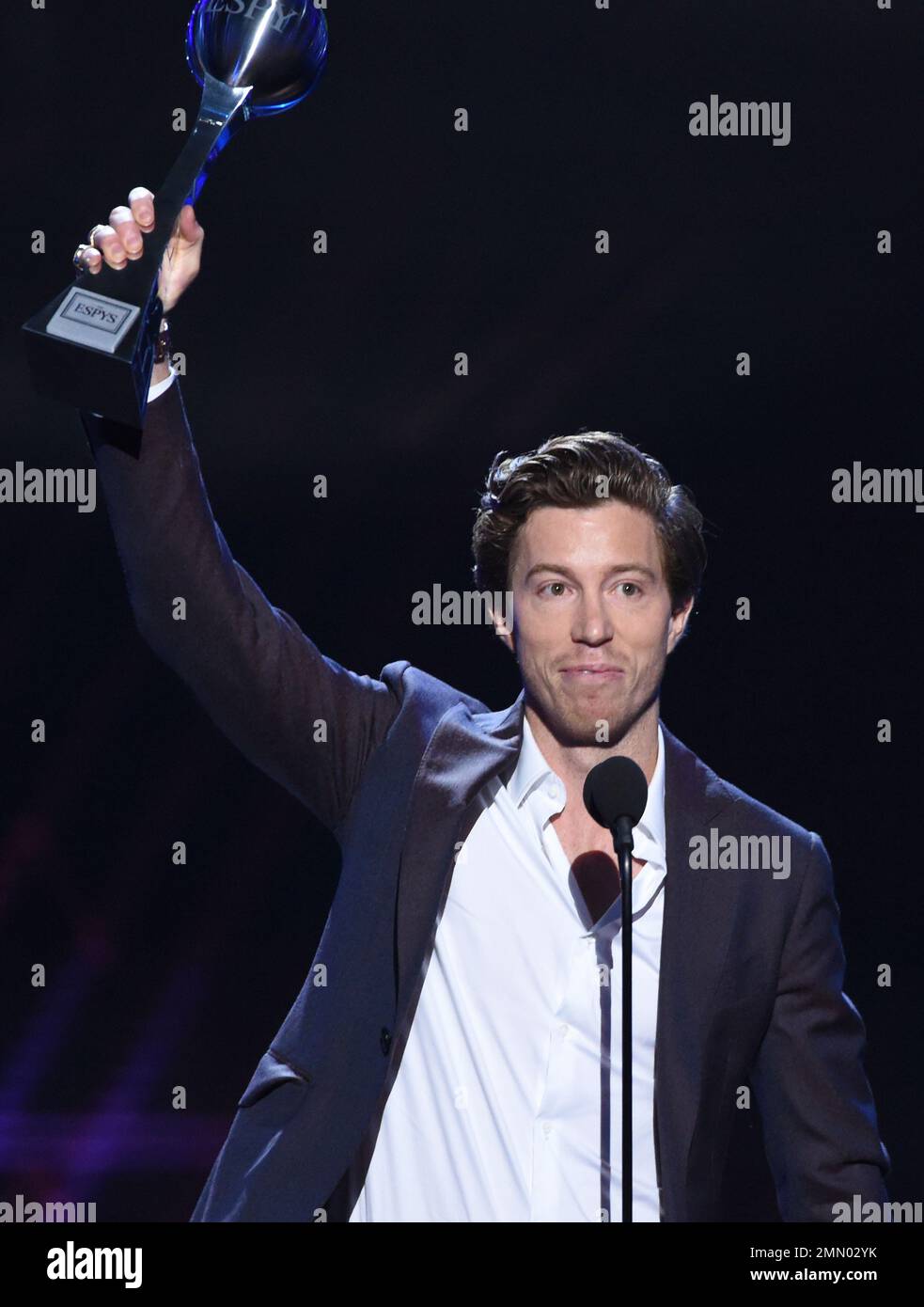 Snowboarder Shaun White accepts the award for best Olympic moment, at ...