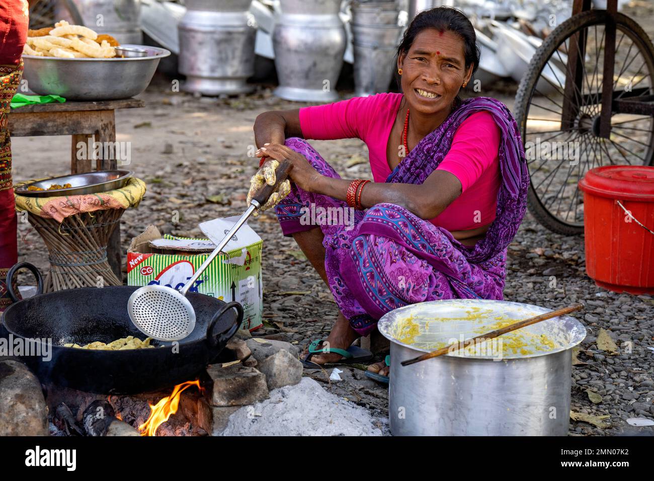 Terai market hi-res stock photography and images - Alamy