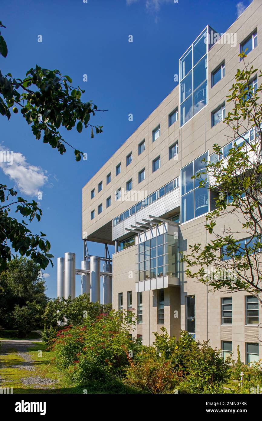 Hec montreal hi-res stock photography and images - Alamy