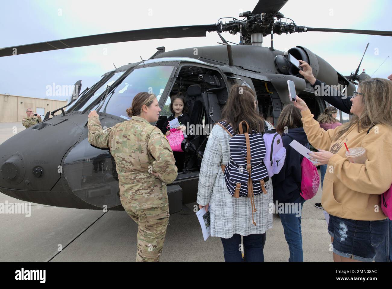 1 106th aviation battalion hi-res stock photography and images - Alamy