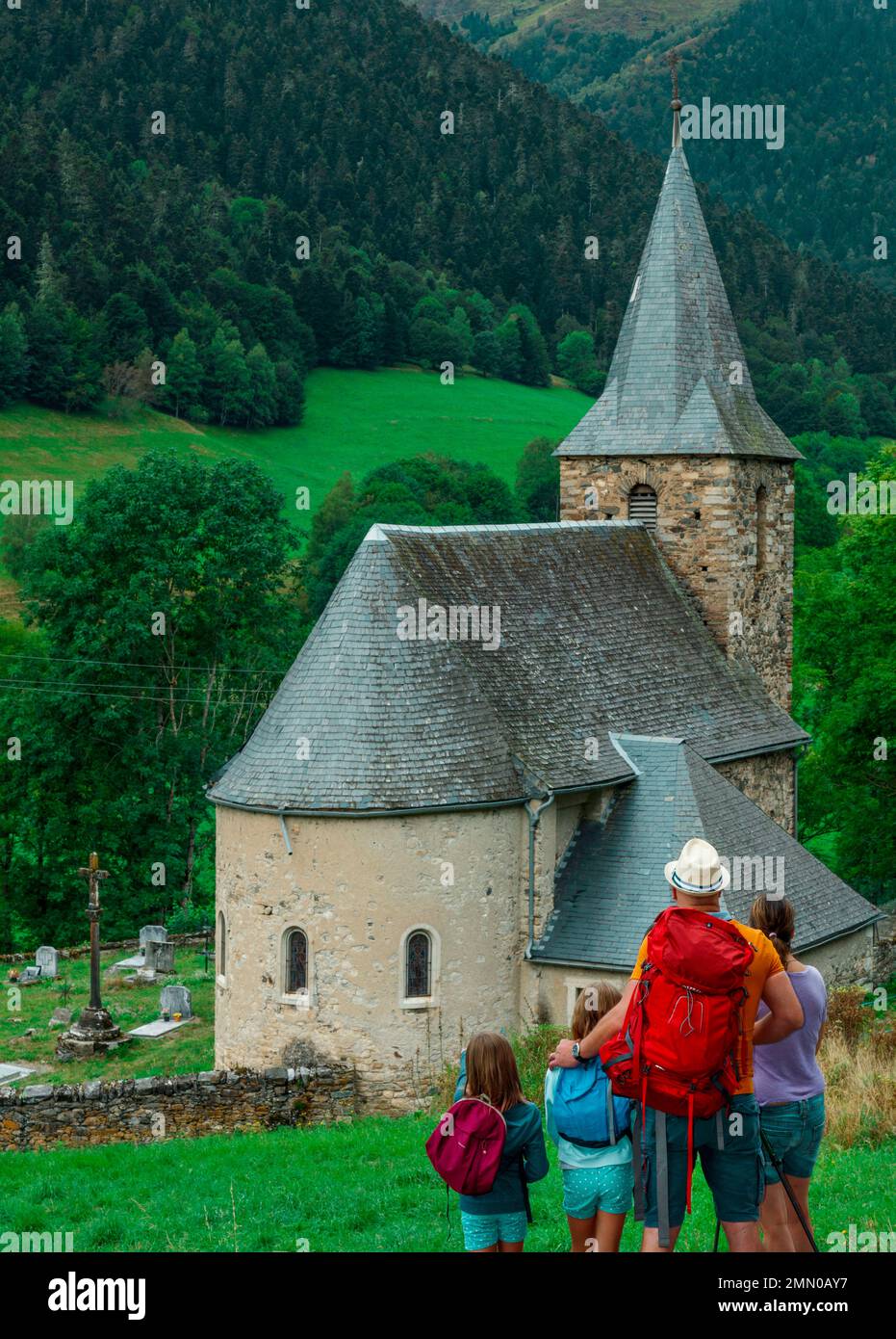 Saint pierr hi-res stock photography and images - Alamy