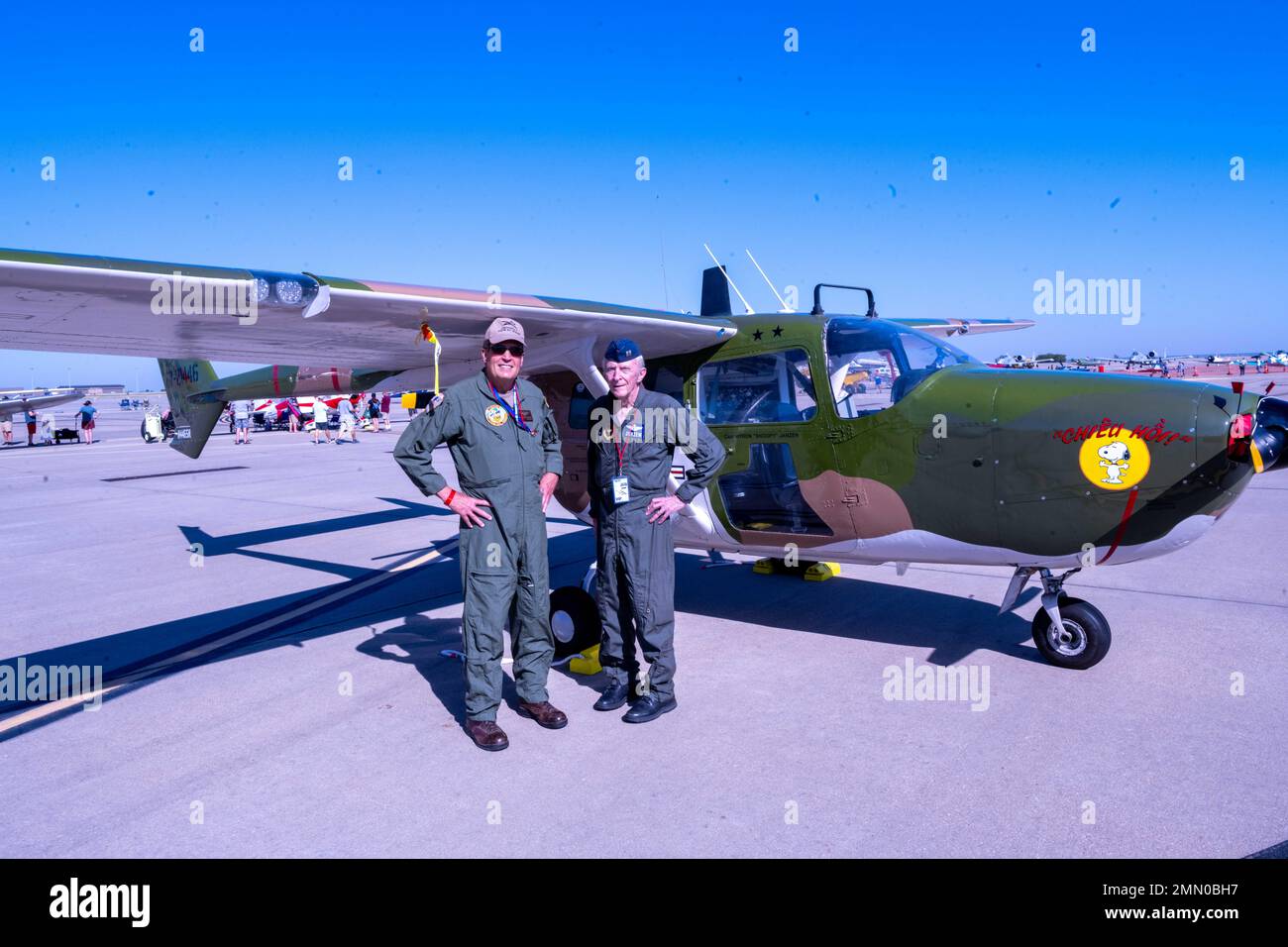Navy Capt. Dennis Warren (ret.) and Air Force Capt. Myron Jansen (ret ...
