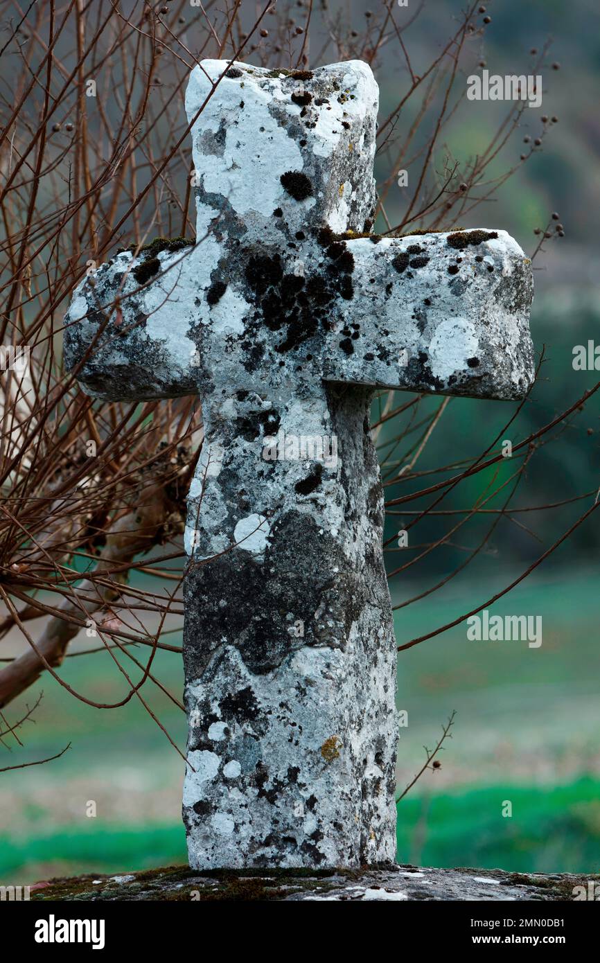 France, Lot et Garonne, stone cross in countryside Stock Photo - Alamy
