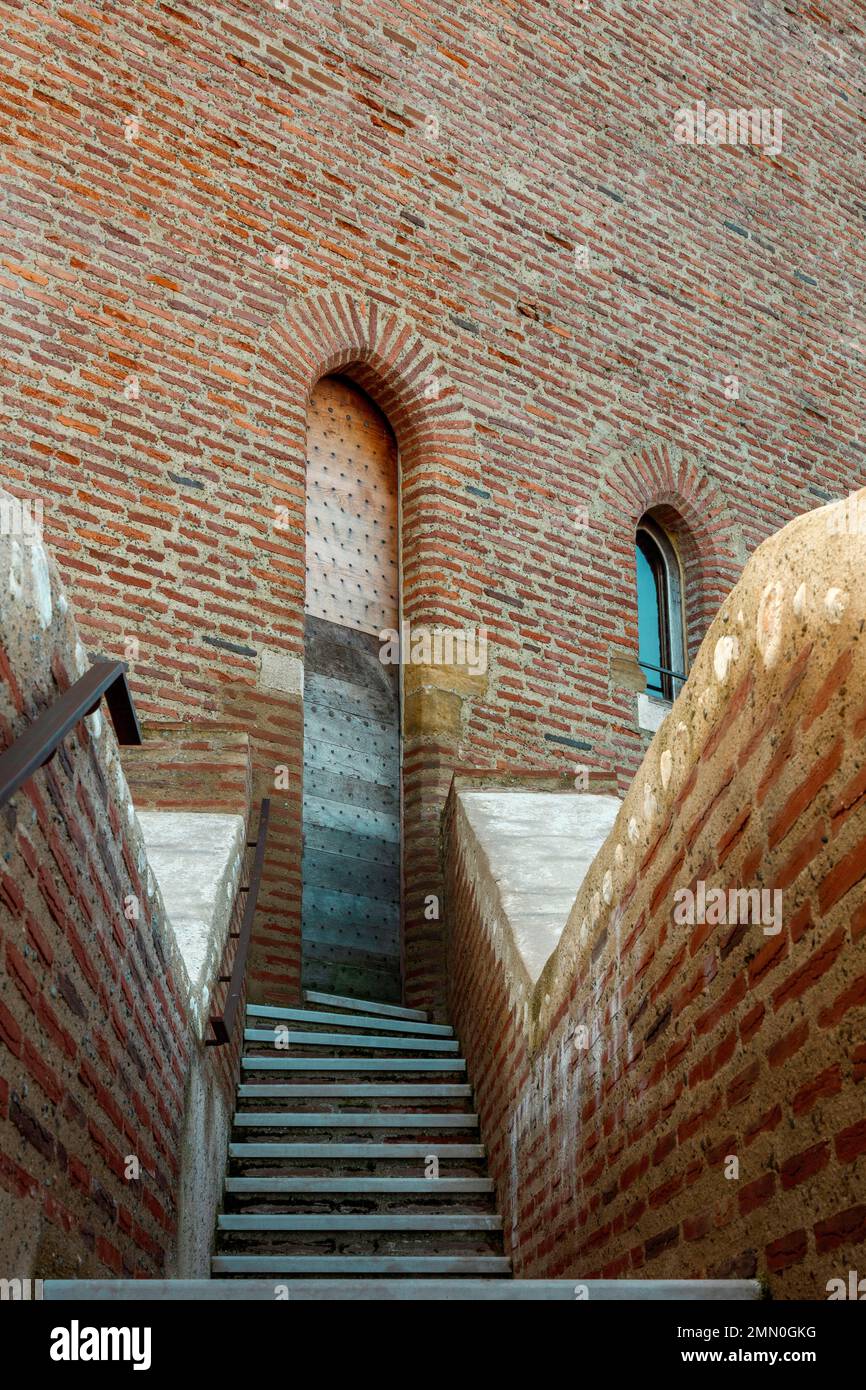 France, Pyrenees Atlantiques, Bearn, Montaner, castle of Montaner ...
