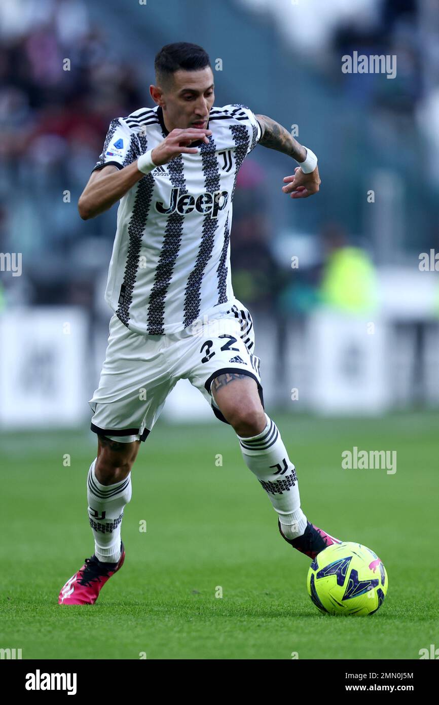 Angel Di Maria of Juventus Fc controls the ball during the Serie A ...