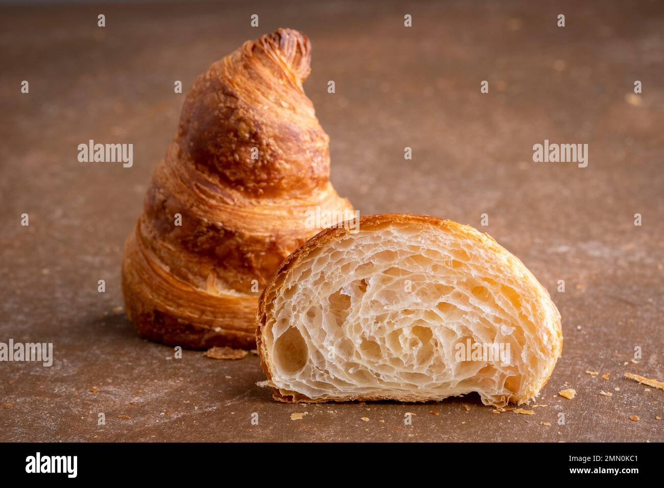 France, Paris, Patisserie Boulangerie Maison Marques, croissant Stock ...