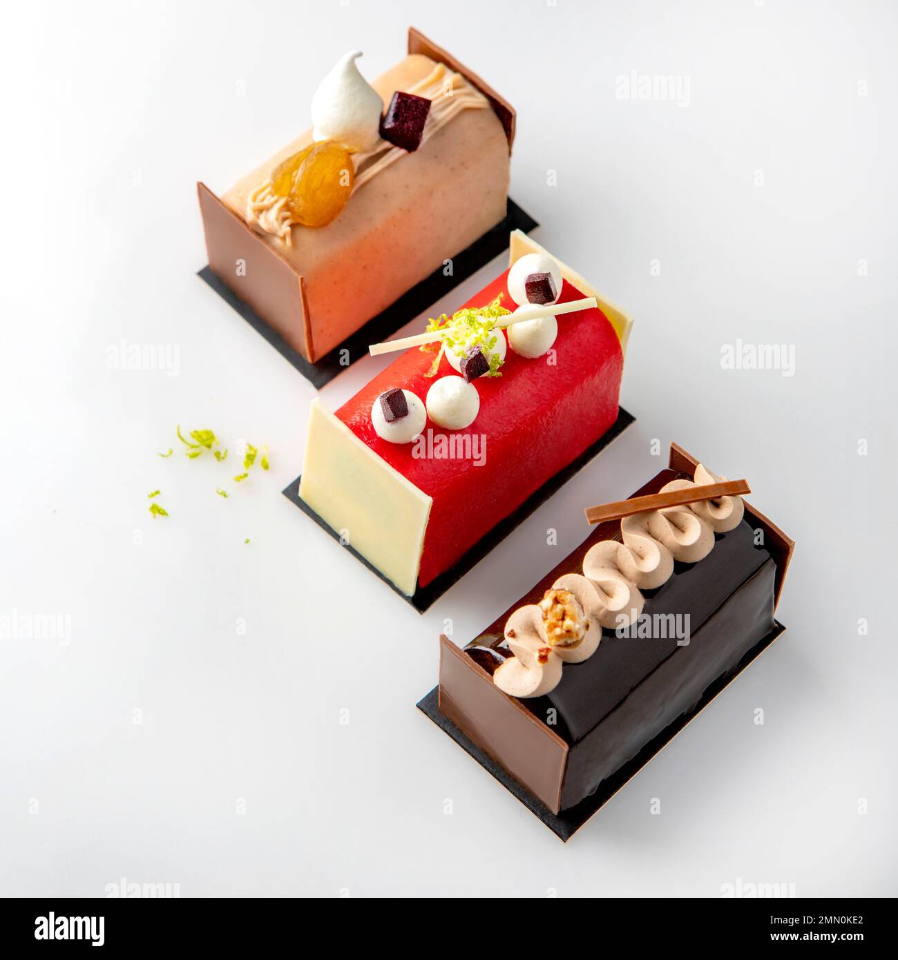 France, Paris, Patisserie Boulangerie Maison Marques, Christmas log ...