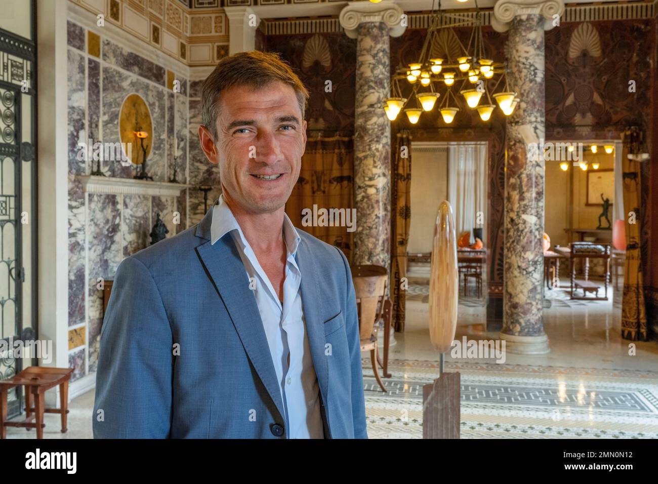 Neo lounge hi-res stock photography and images - Alamy