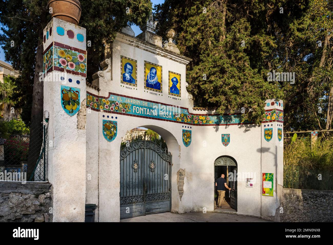 Menton fontana rosa garden hi-res stock photography and images - Alamy