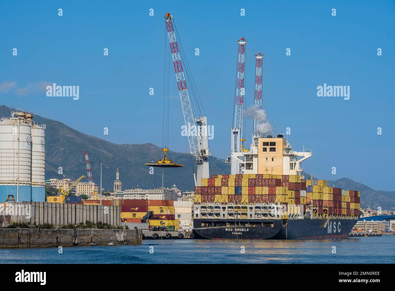 Genoa container hi-res stock photography and images - Alamy