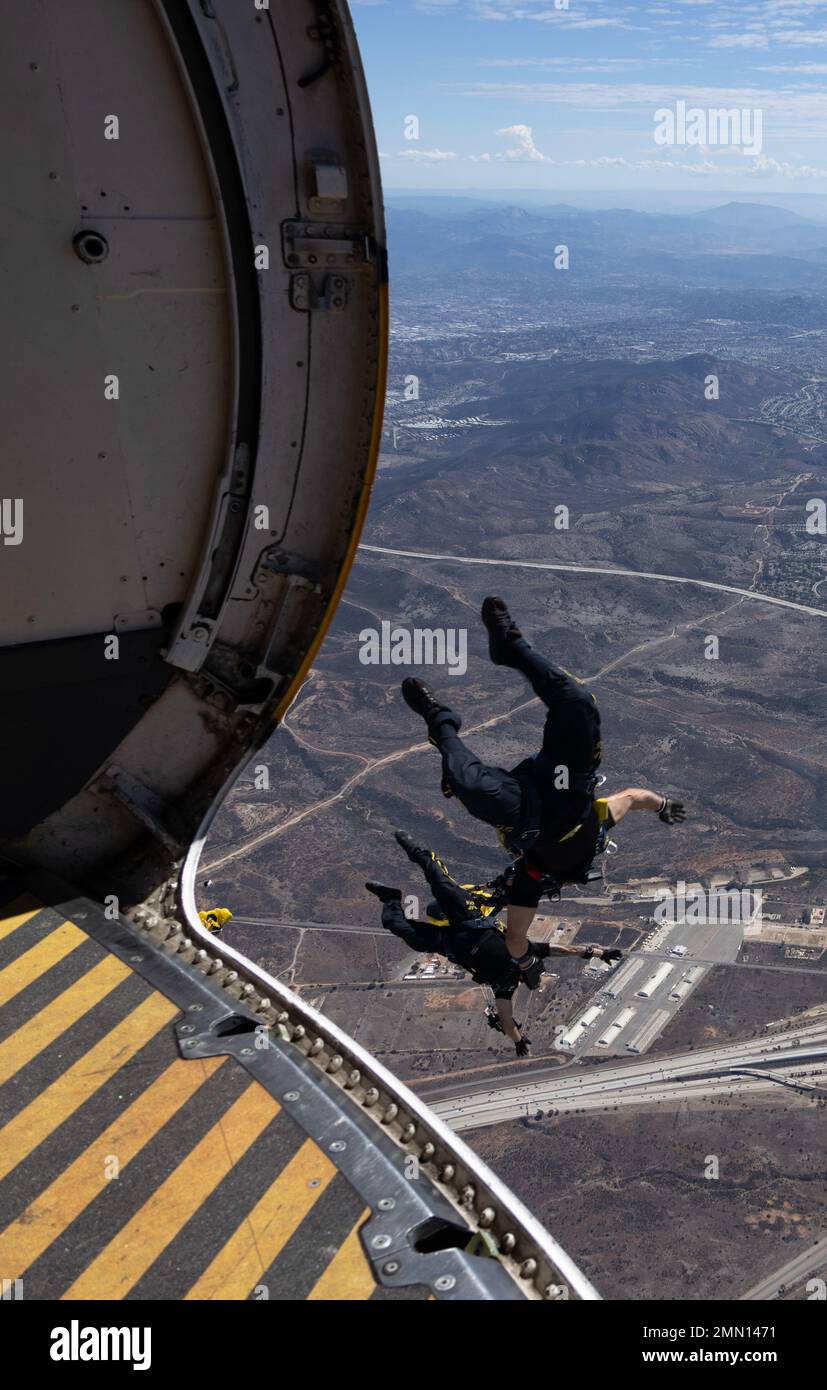 U.S. Navy sailors with the U.S. Navy Parachute Team, nicknamed the Leap ...