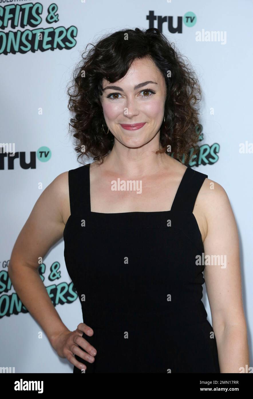 Amanda Troop arrives at the LA Premiere of "Bobcat Goldthwait's Misfits ...