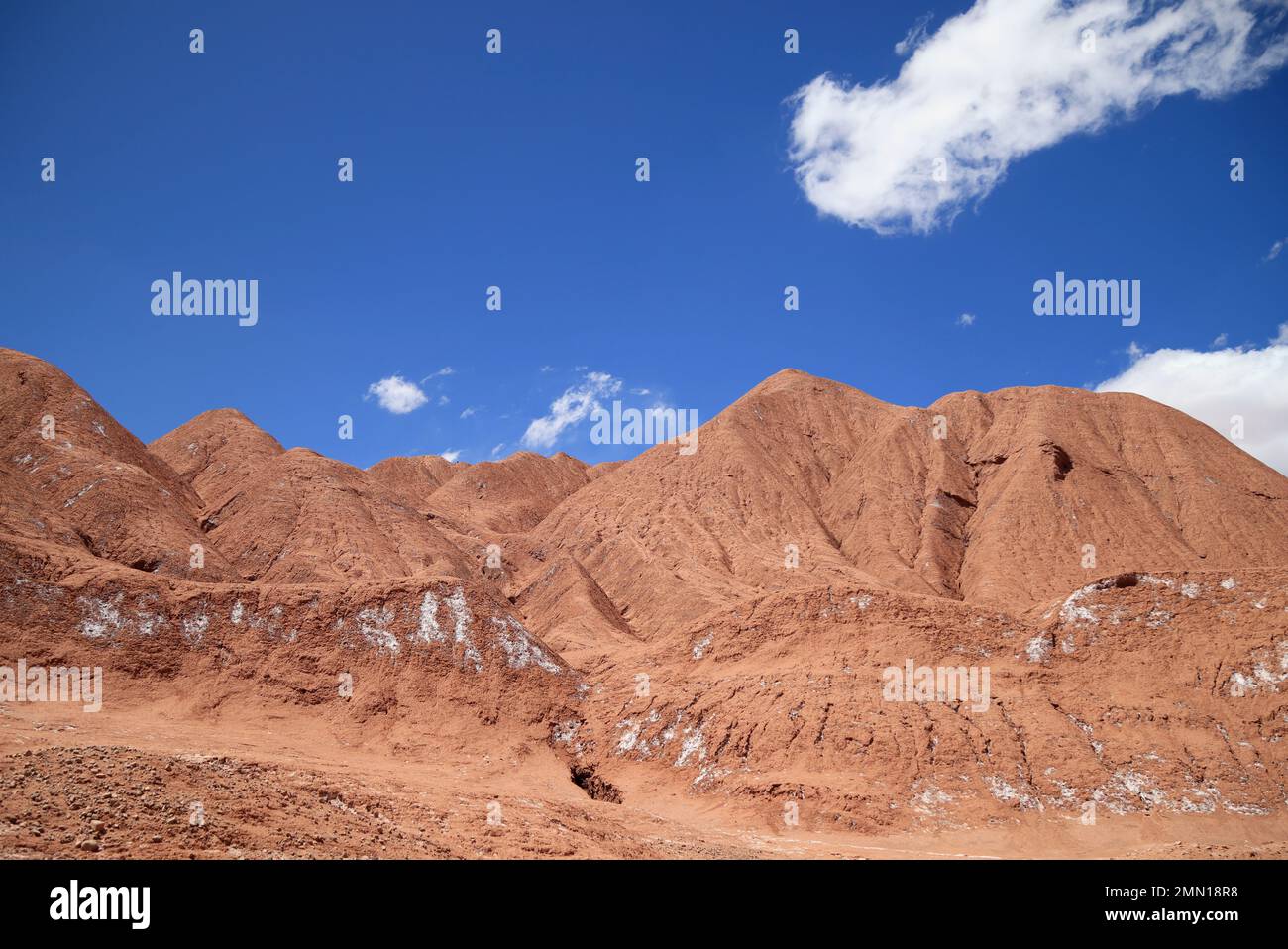 The clay formations of the Labyrinth desert in the Puna of Argentina ...