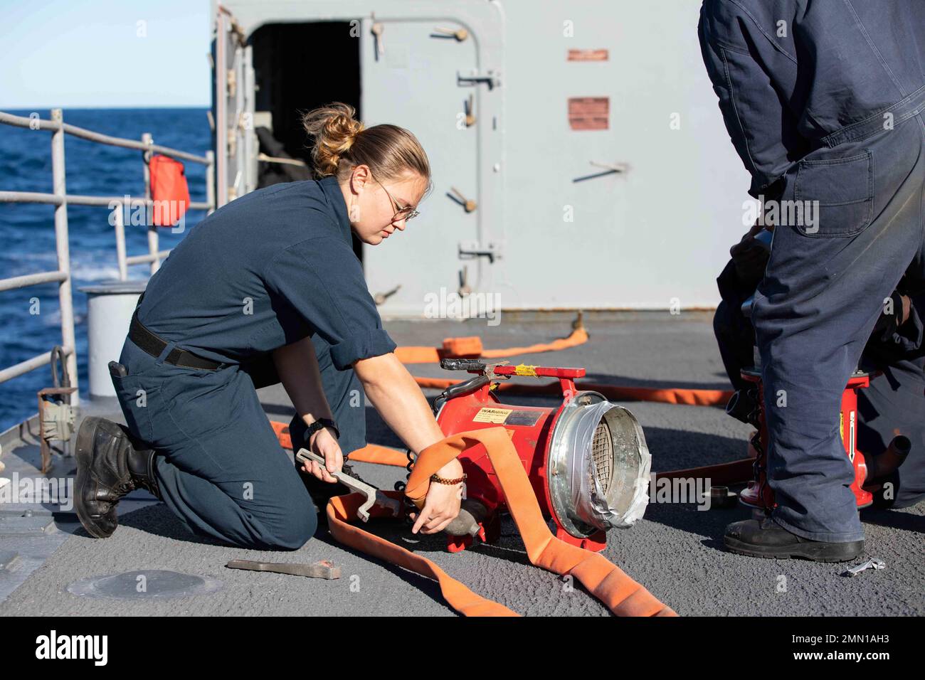 220924-N-LK647-0133 ATLANTIC OCEAN (Sept. 24, 2022) Gunner’s Mate 3rd ...