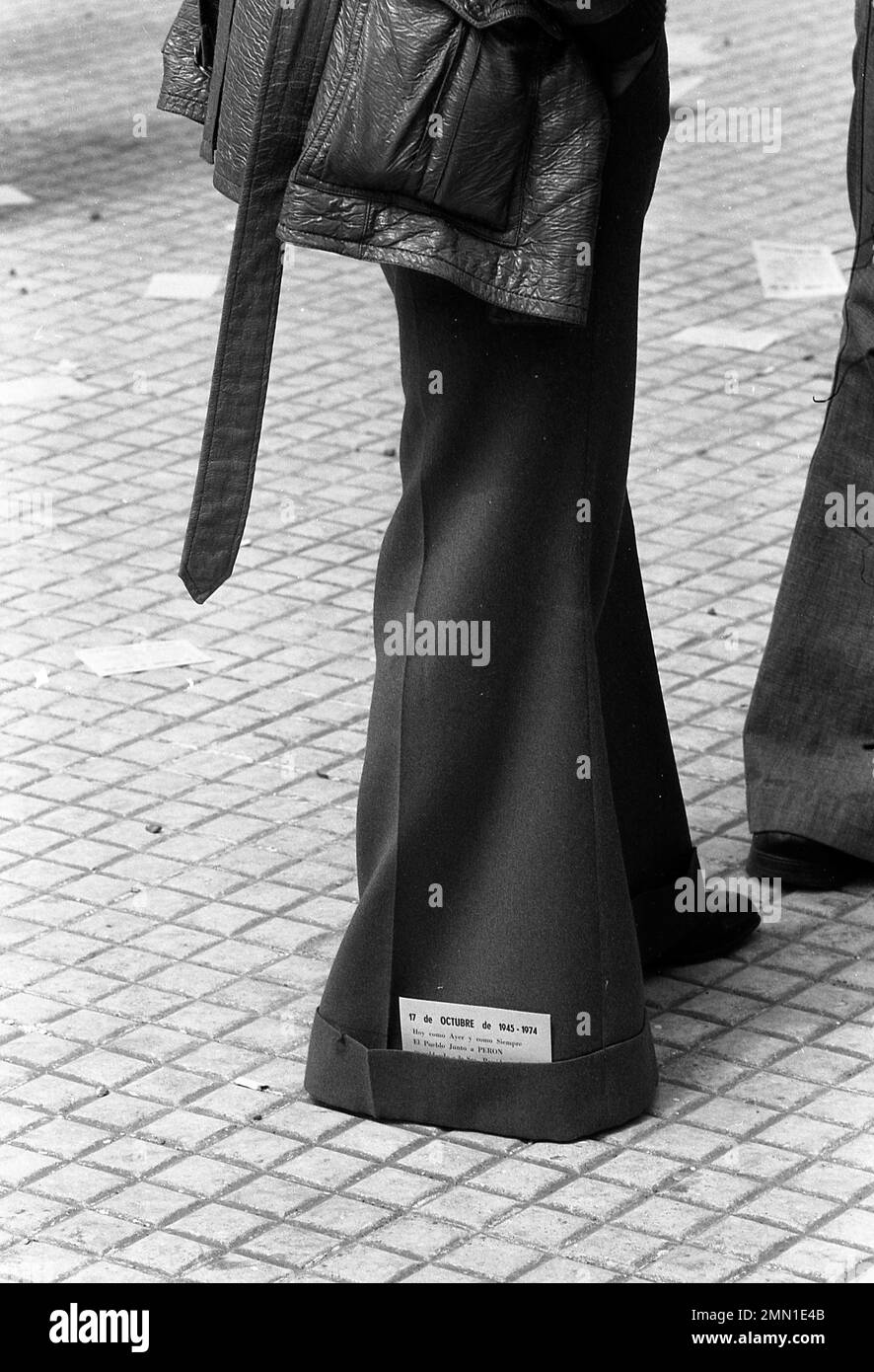 Peronist followers demonstrate support of Isabel Martínez de Perón ...