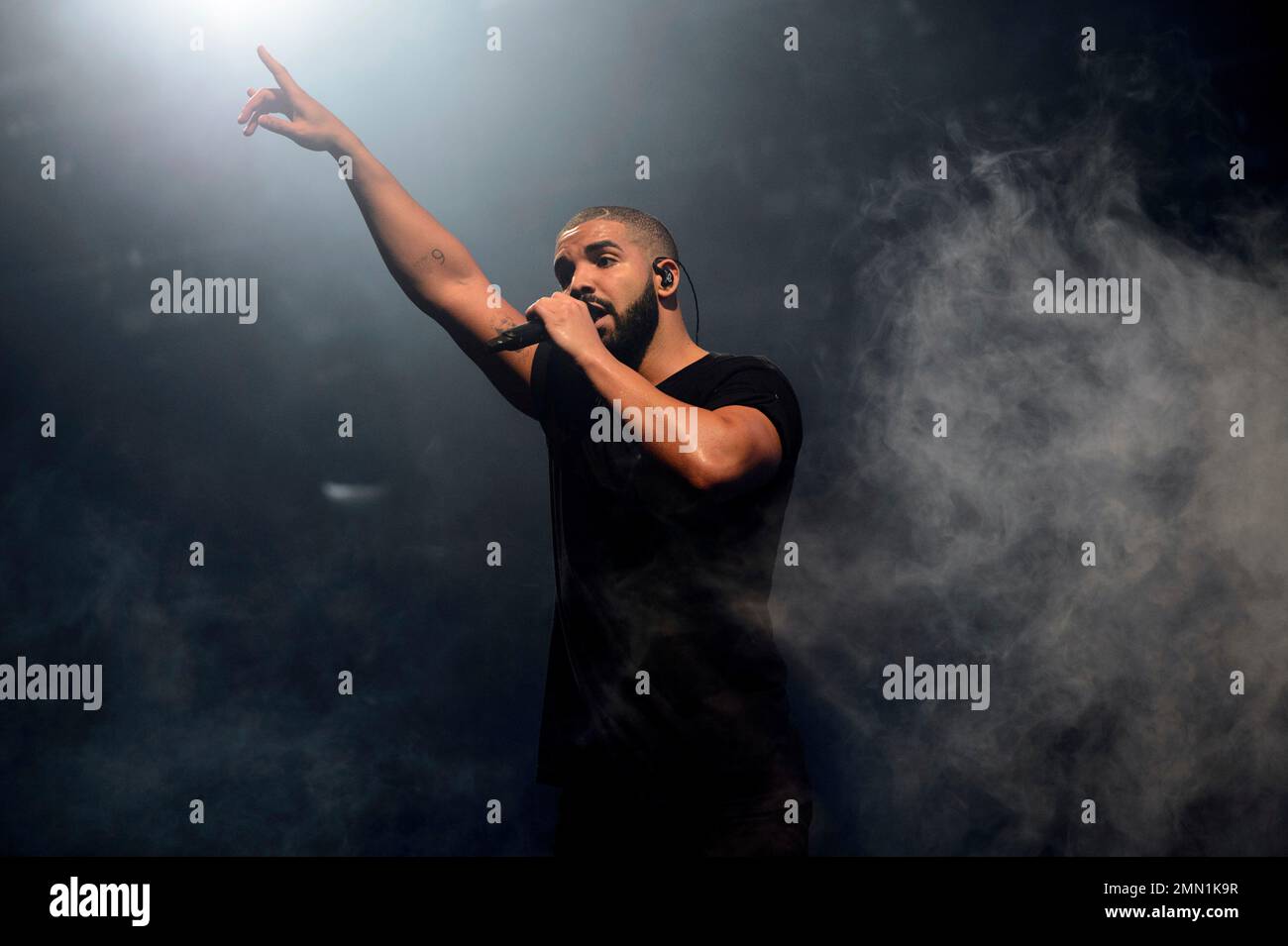 FILE - In this June 27, 2015 file photo, Canadian singer Drake performs ...