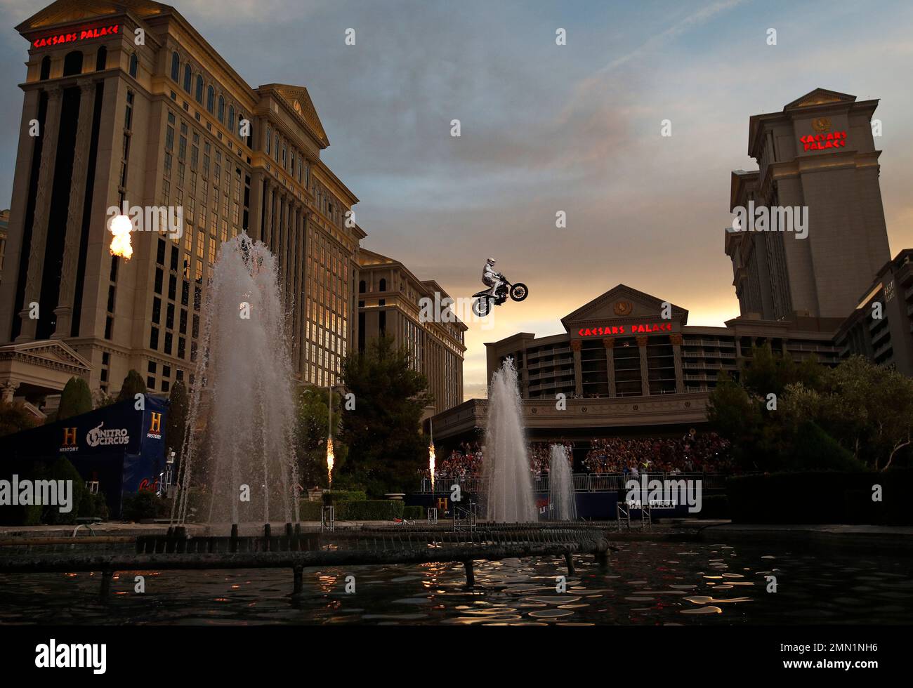 Travis Pastrana jumps the fountain at Caesars Palace on a motorcycle ...