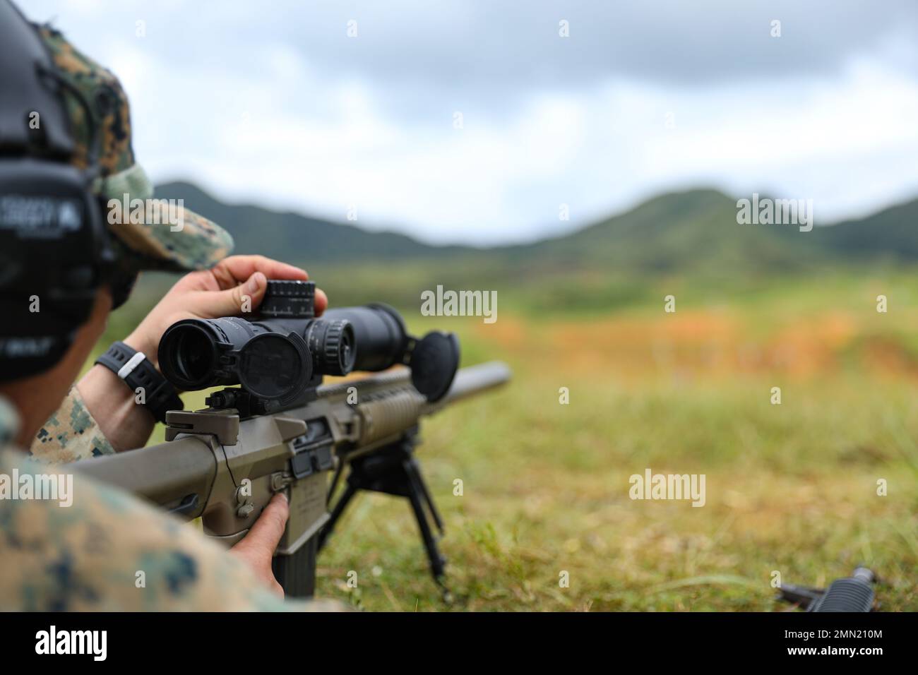 U.S. Marine Corps Sgt. Donald Couttie, a Formal Marksmanship Training ...