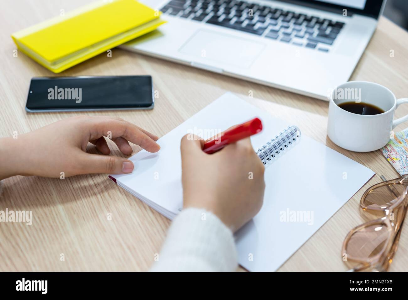 The young woman to make plans Stock Photo - Alamy