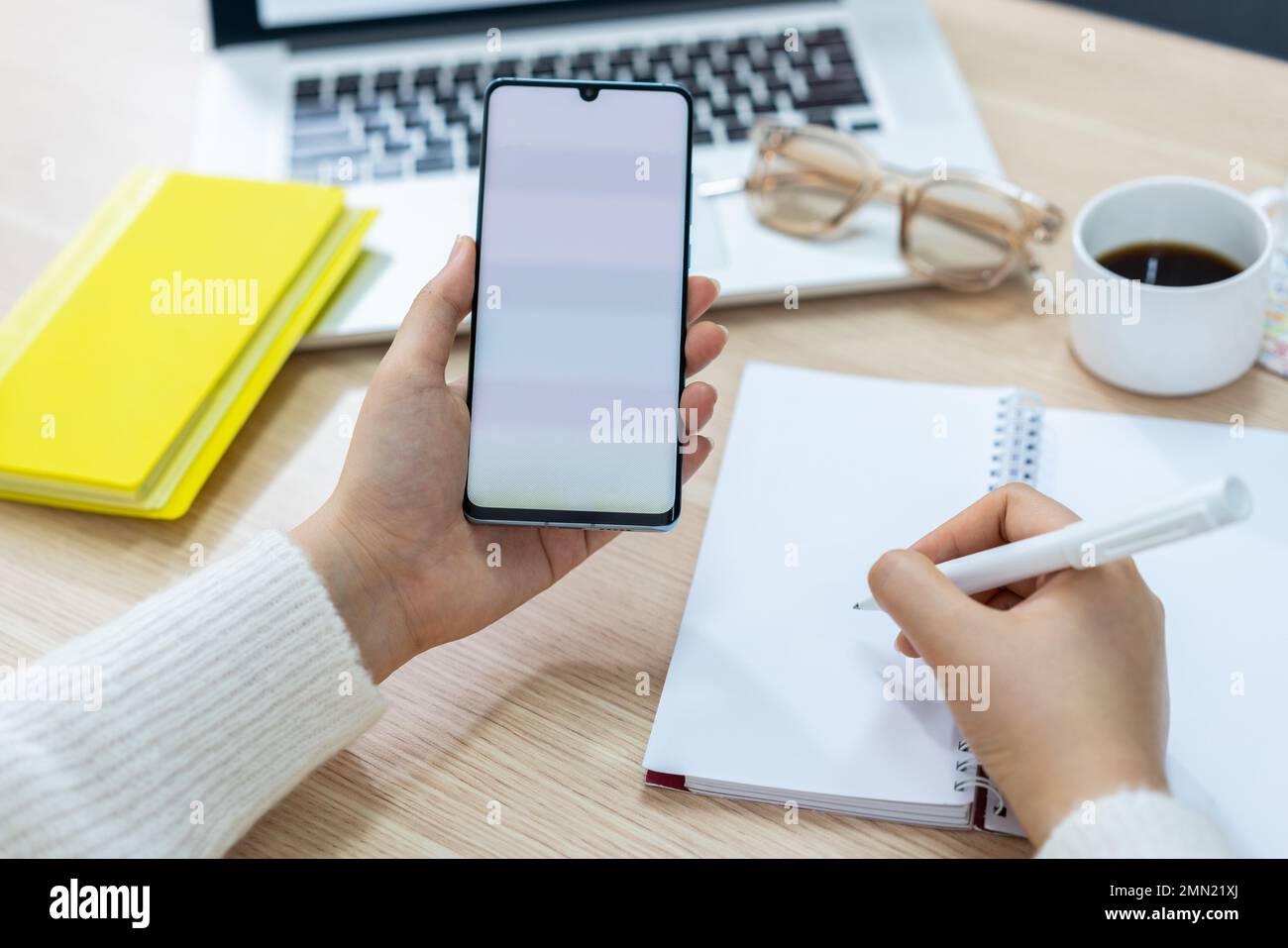 The young woman to make plans Stock Photo - Alamy