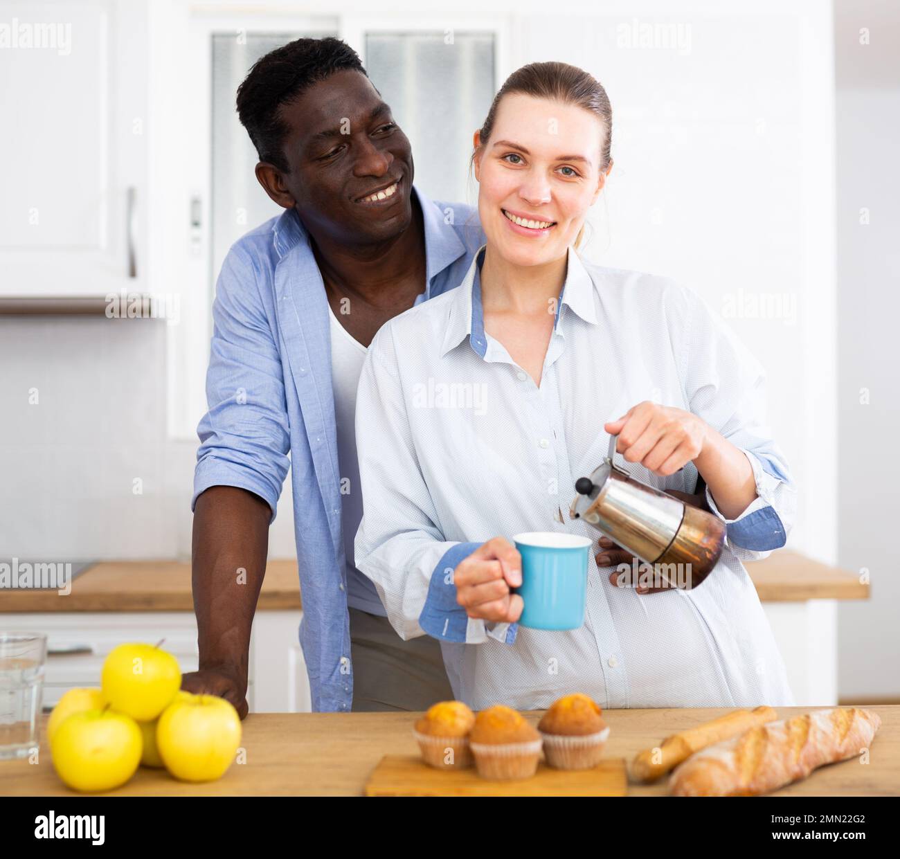 Nigerian family hi-res stock photography and images - Alamy