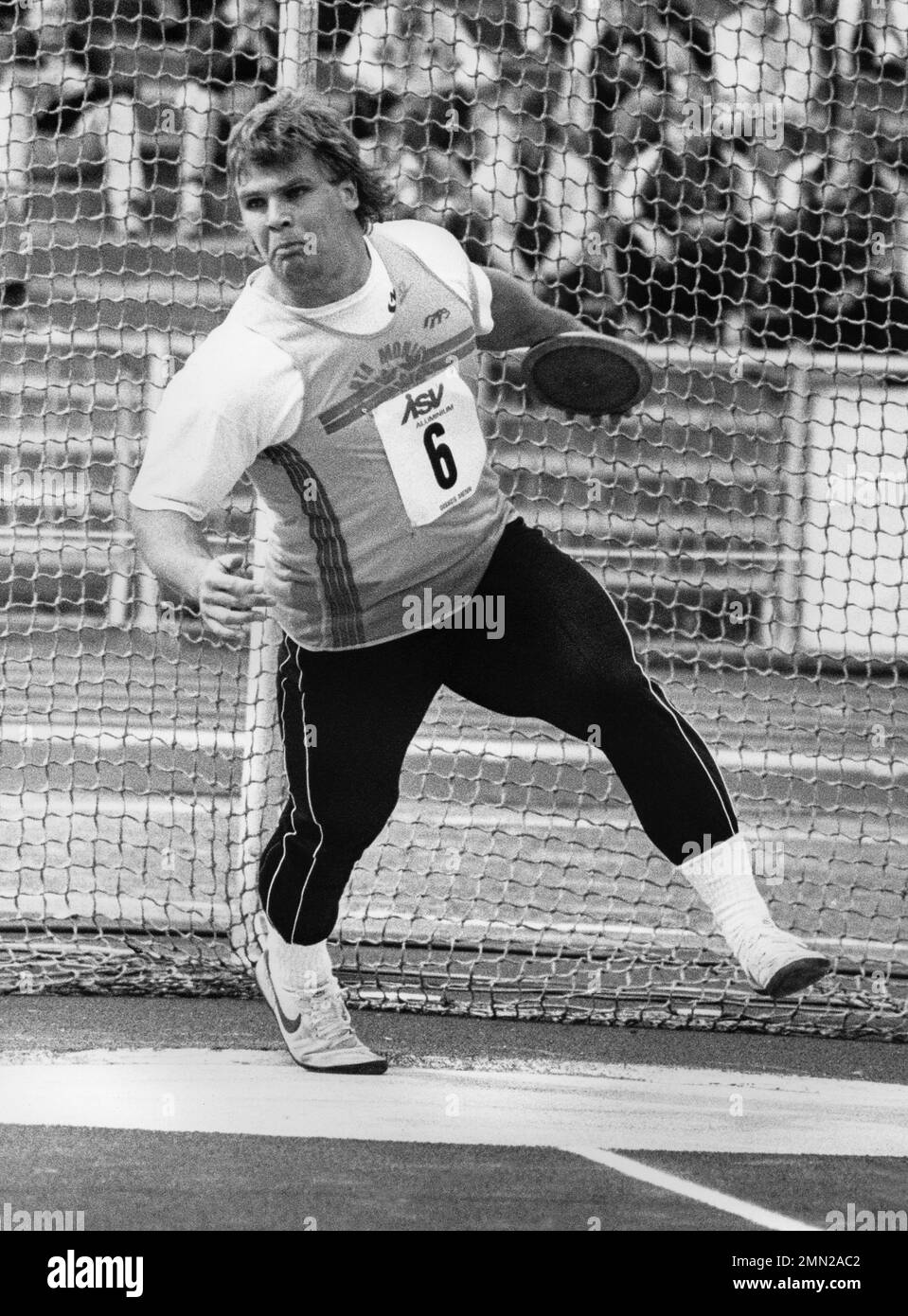 STEFAN FERNHOLM Swedish track&field athlete in discus throw during ...