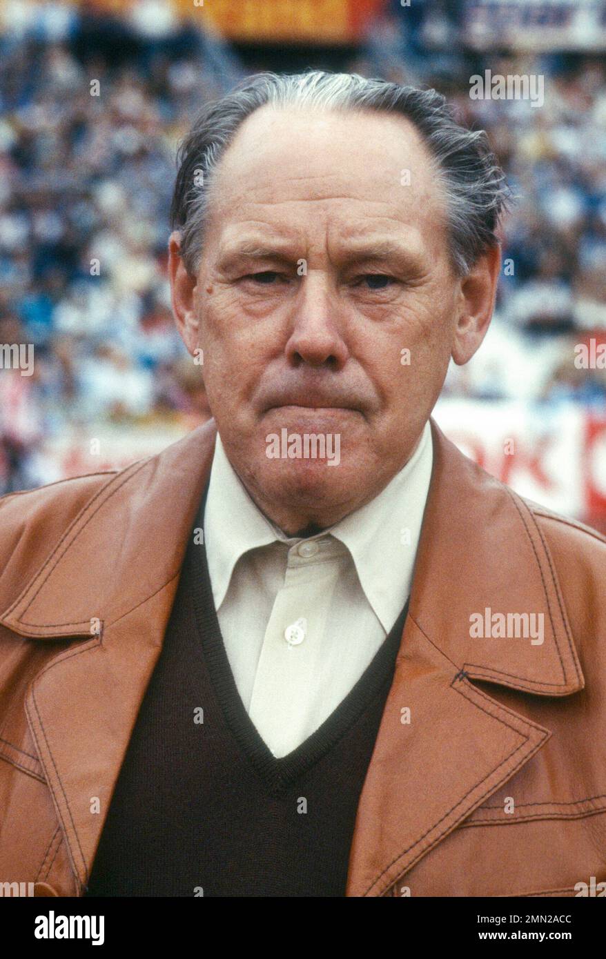 GUNDER HÄGG former Swedish track&field athlete with heyday in the 1940s ...