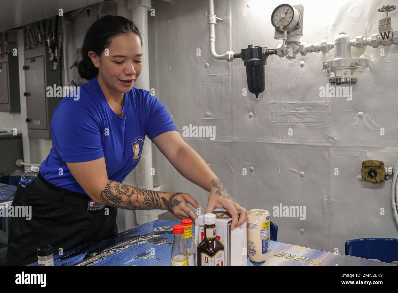 220925-N-TQ893-1033 PACIFIC OCEAN (Sept. 25, 2022) Aviation Structural ...