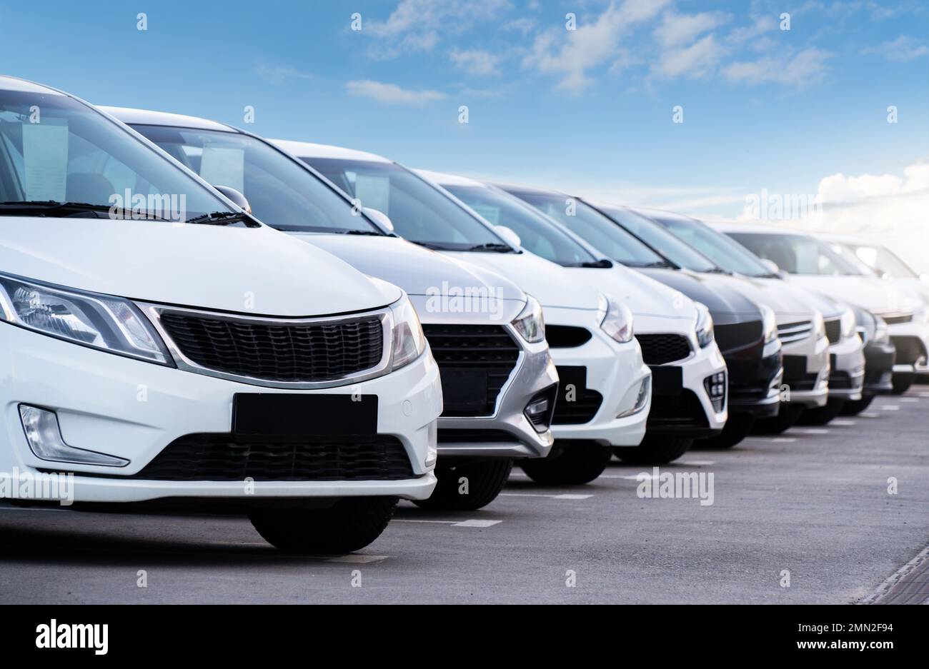 Cars in a row. Car sales Stock Photo - Alamy