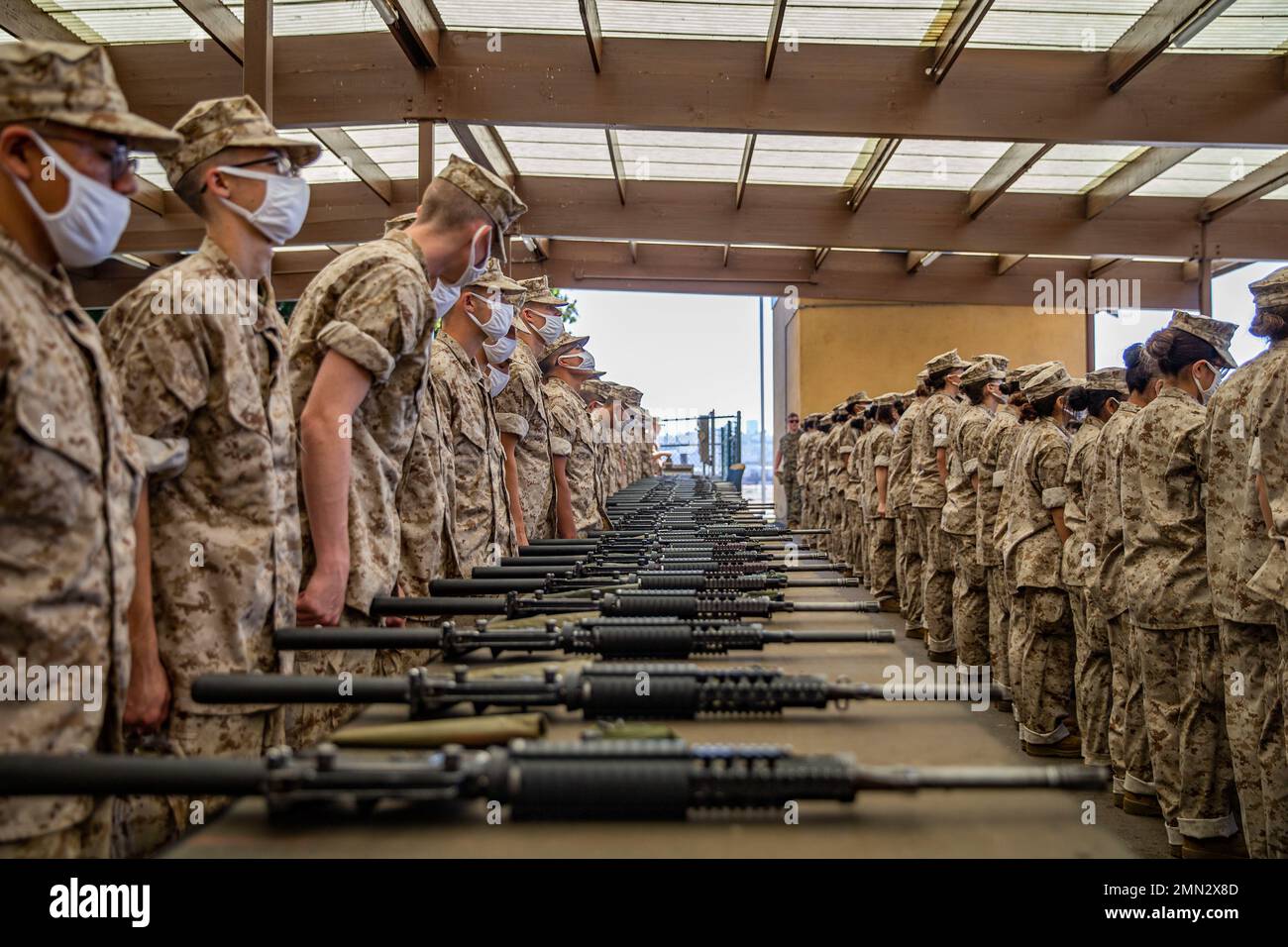 U.S. Marine Corps recruits with Charlie Company, 1st Recruit Training ...
