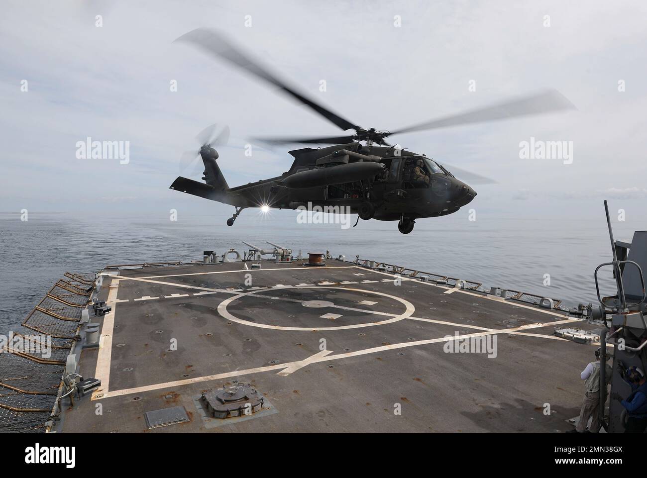 WATERS OFF THE COAST OF THE KOREAN PENINSULA (Sept. 26, 2022) –A UH-60M ...