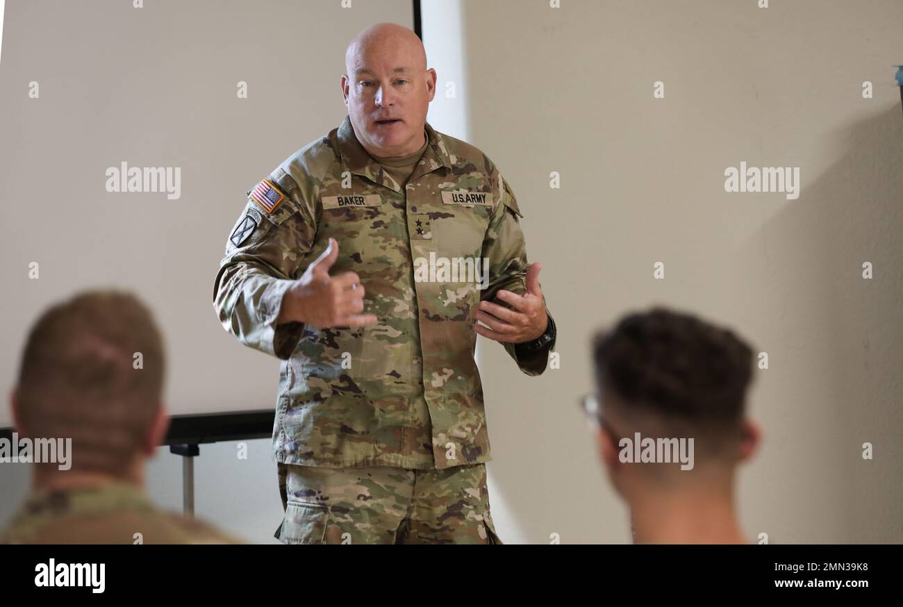 Main command post operational detachment hi-res stock photography and ...