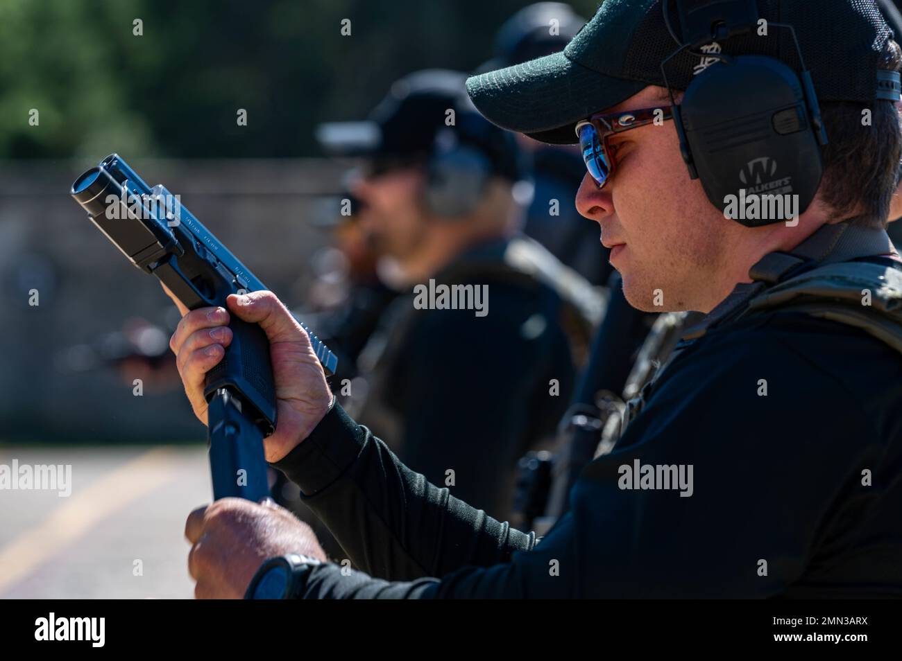 Fbi swat team hi-res stock photography and images - Alamy