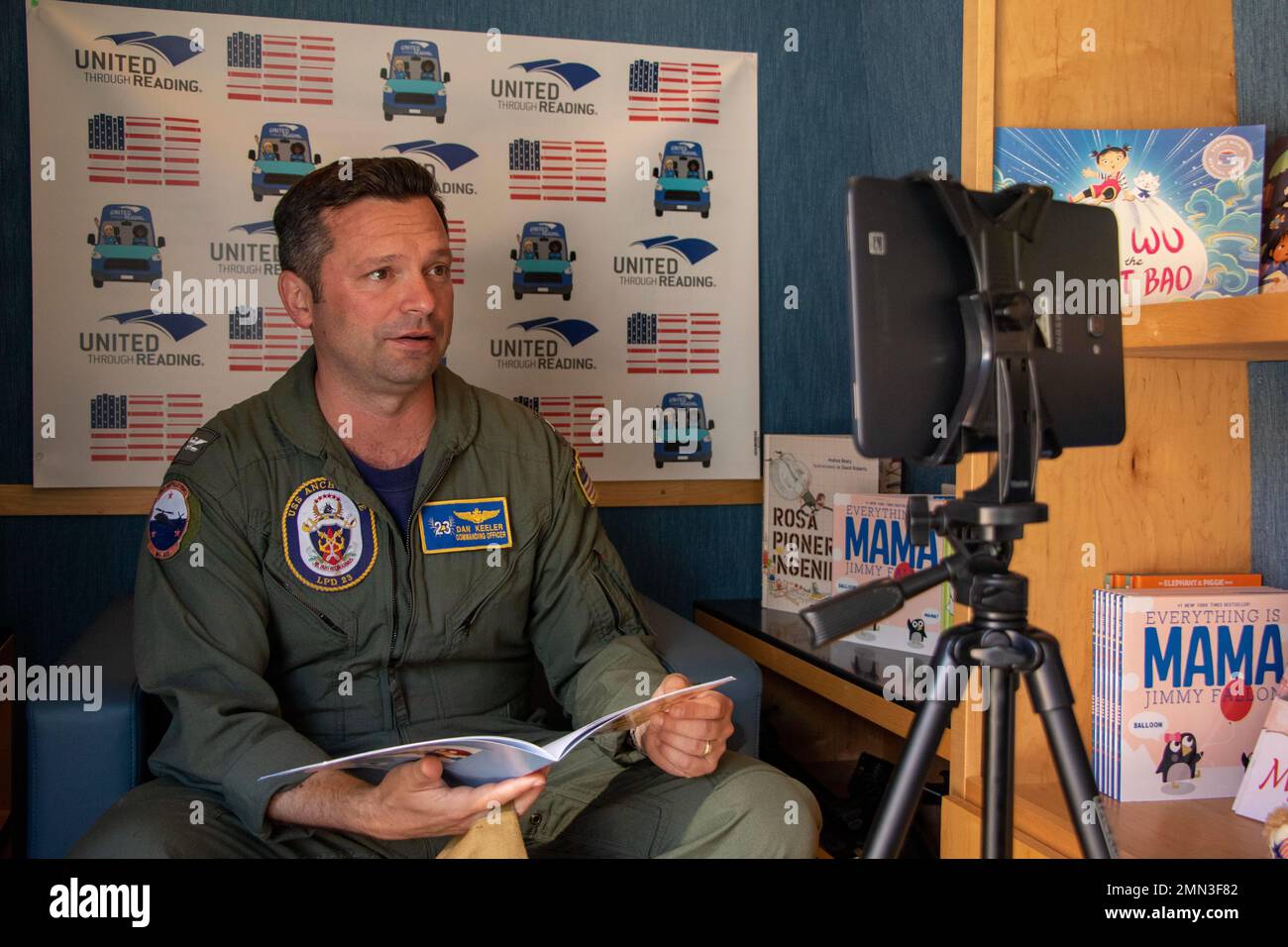 SAN DIEGO (Sept. 27, 2022) Capt. Daniel Keeler, commanding officer of amphibious transport dock ...