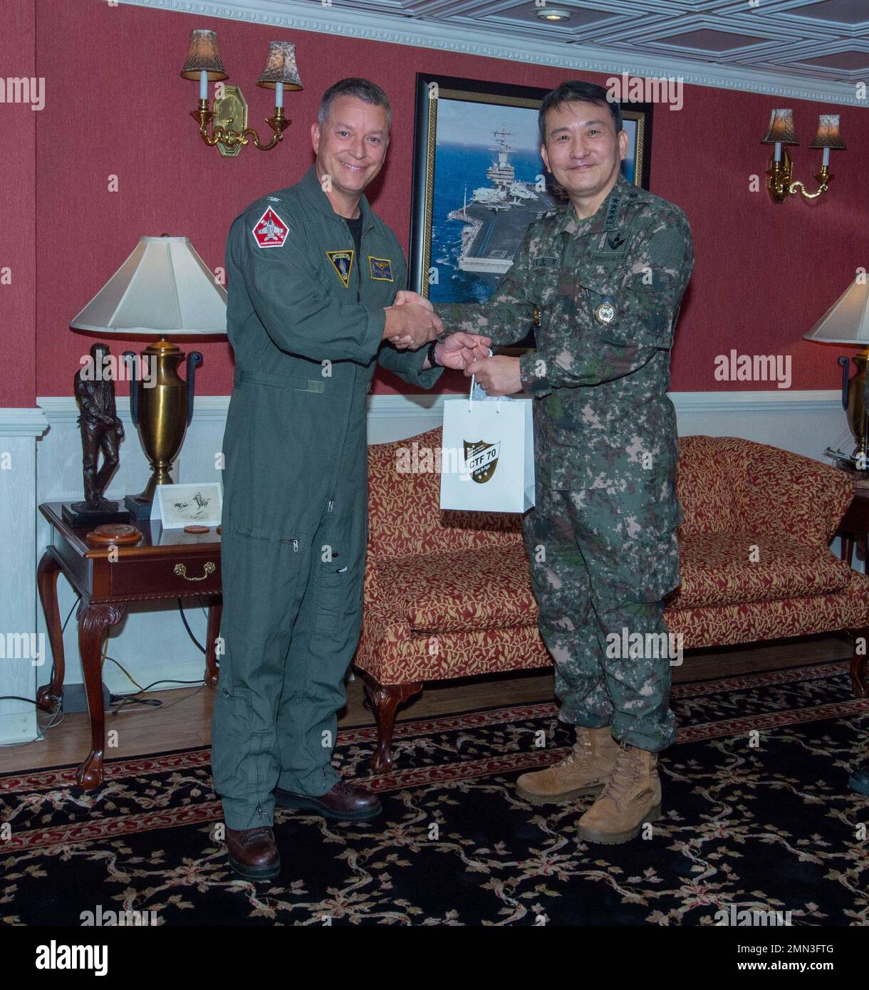 220927-N-JO823-1107 WATERS EAST OF THE KOREAN PENINSULA (Sept. 27, 2022 ...