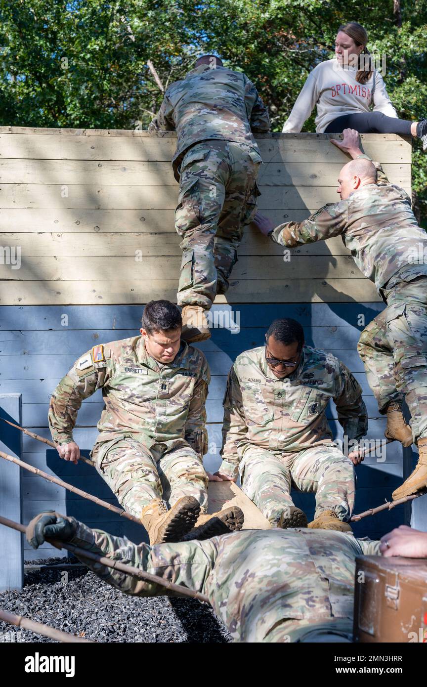 Soldiers of the 181st Multifunctional Training Brigade navigate the ...