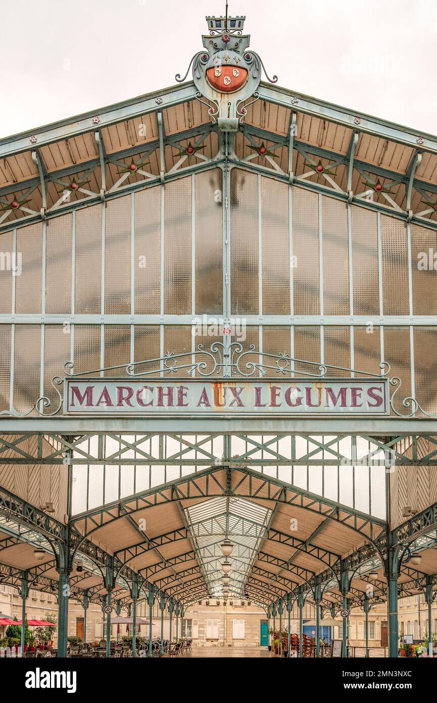 20th century french market hi-res stock photography and images - Alamy