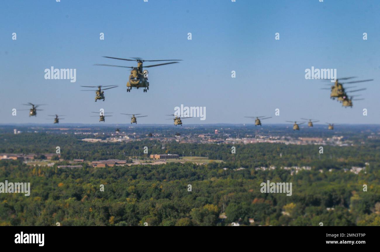 Soldiers from 101st Combat Aviation Brigade (CAB), 101st Airborne ...