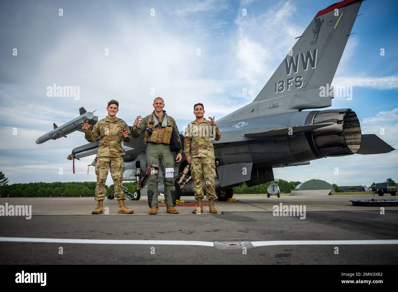 U.S. Air Force Airman 1st Class Nathan Hungate, left, 13th Fighter ...