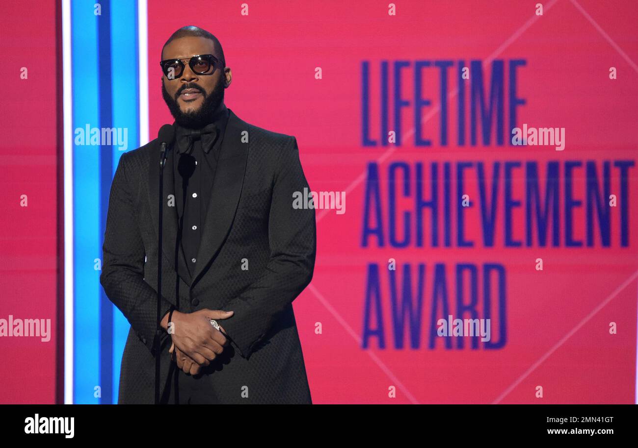 Tyler Perry presents the lifetime achievement award at the BET Awards ...