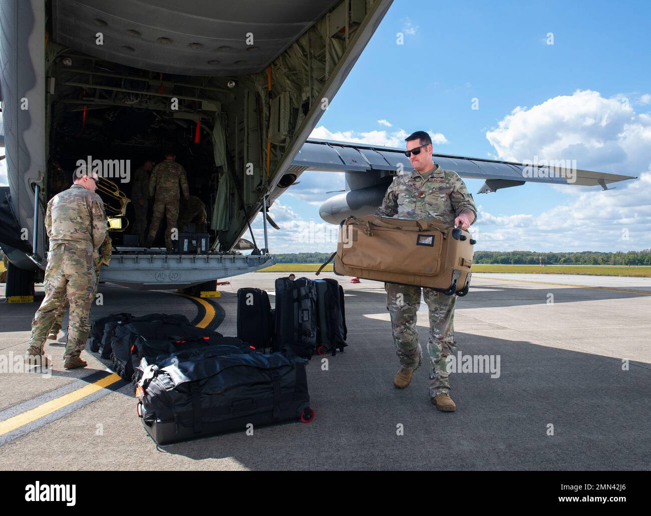 Airmen with the 1st Special Operations Wing, Hurlburt Field, Florida ...