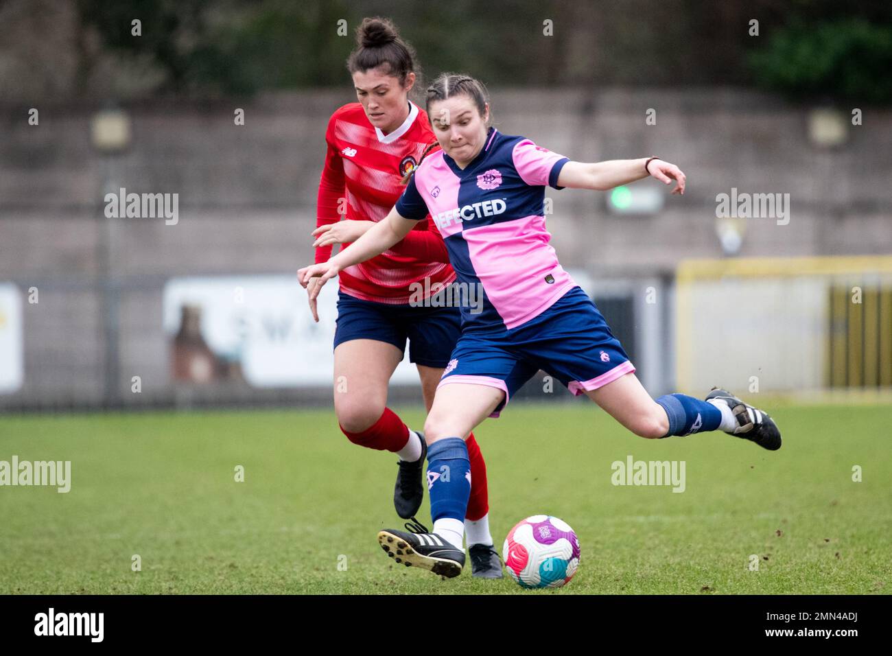 Ebbsfleet united football club hi-res stock photography and images - Alamy